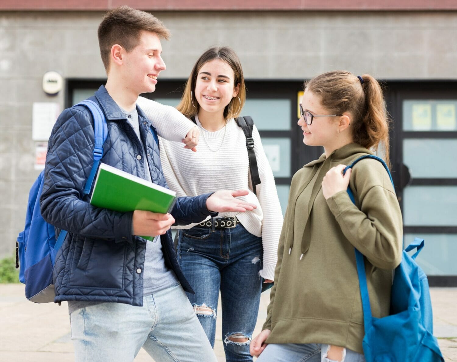 Vapen en roken, jongeren doen het allebei - Trimbos-instituut